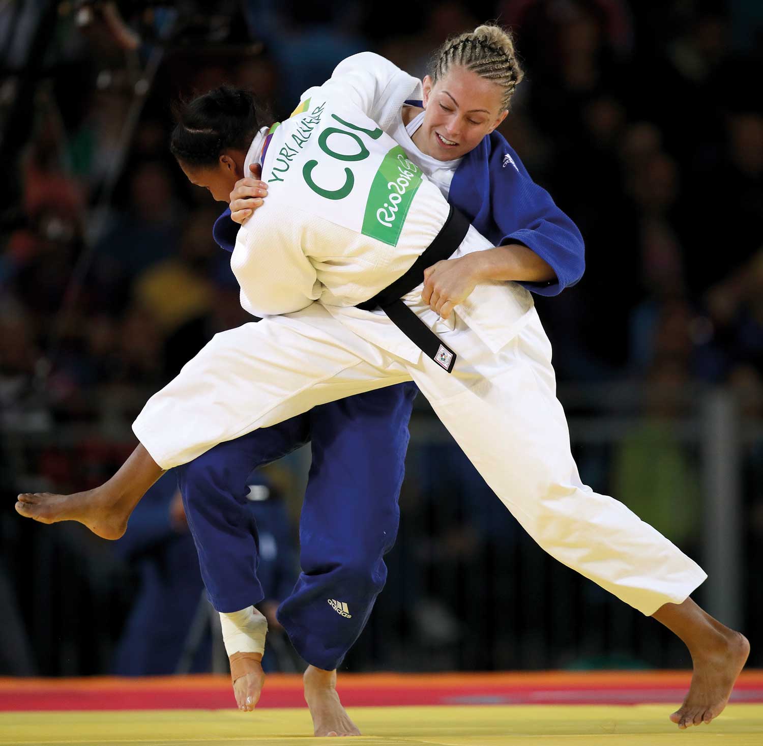 FIGHTING SPIRIT | ROX MAGAZINE