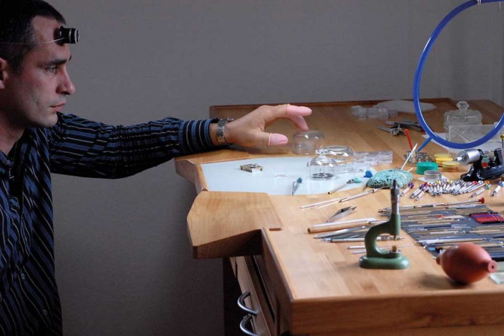 THE ART OF LUXURY WATCHMAKING – ROX MAGAZINE